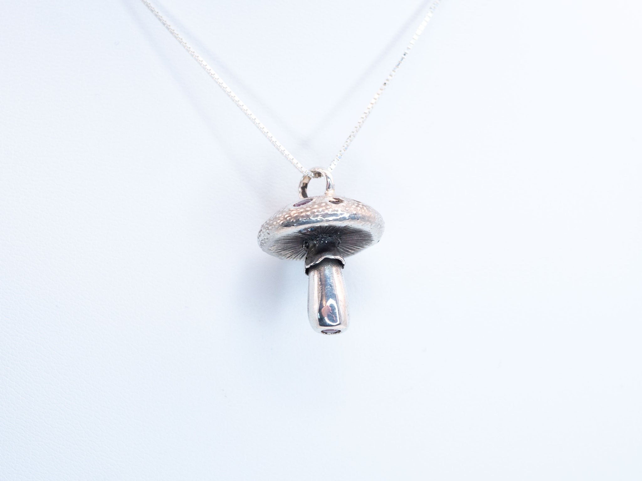 Amanita | Pendant | Quality handmade Silver and Gold Jewelry